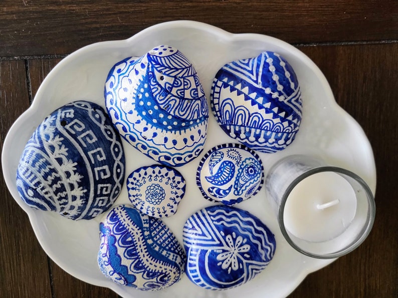 Color Display Groupings of Hand Painted Patterns on Shells - Etsy
