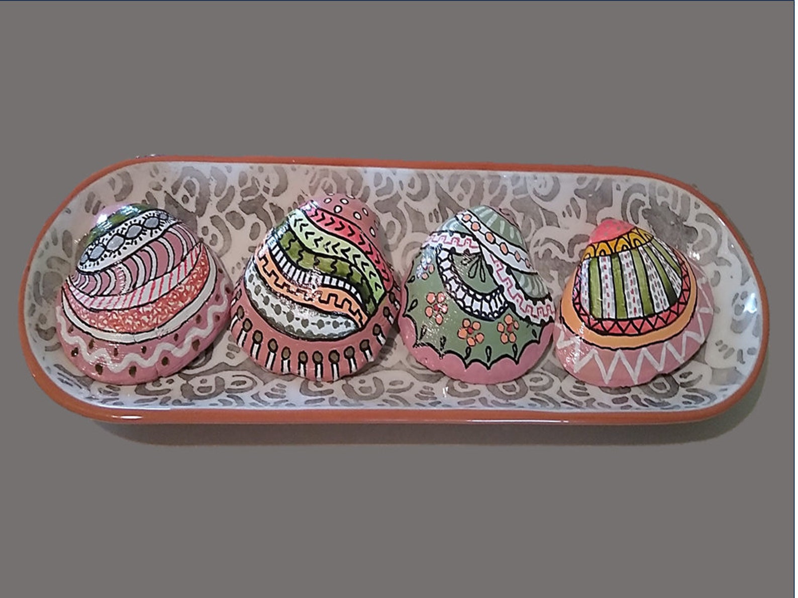 Hand Painted Patterned Seashell Collections in 4 Different Color ...