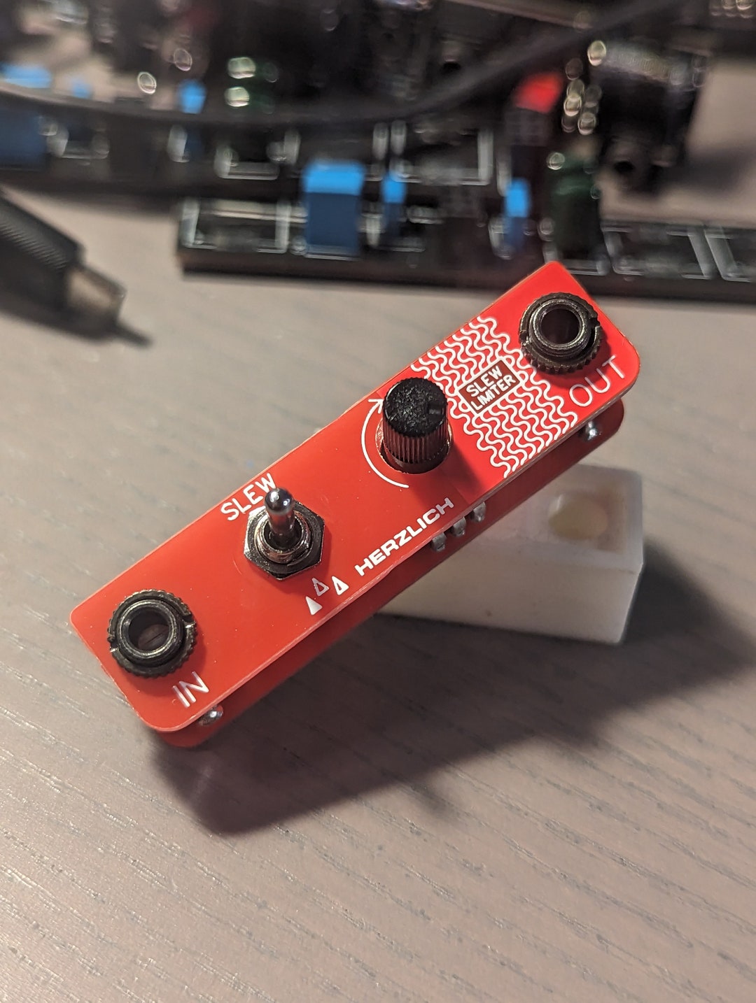 Passive Slew Limiter 0HP Herzlich Tricuspid Slew Limiter for Eurorack ...