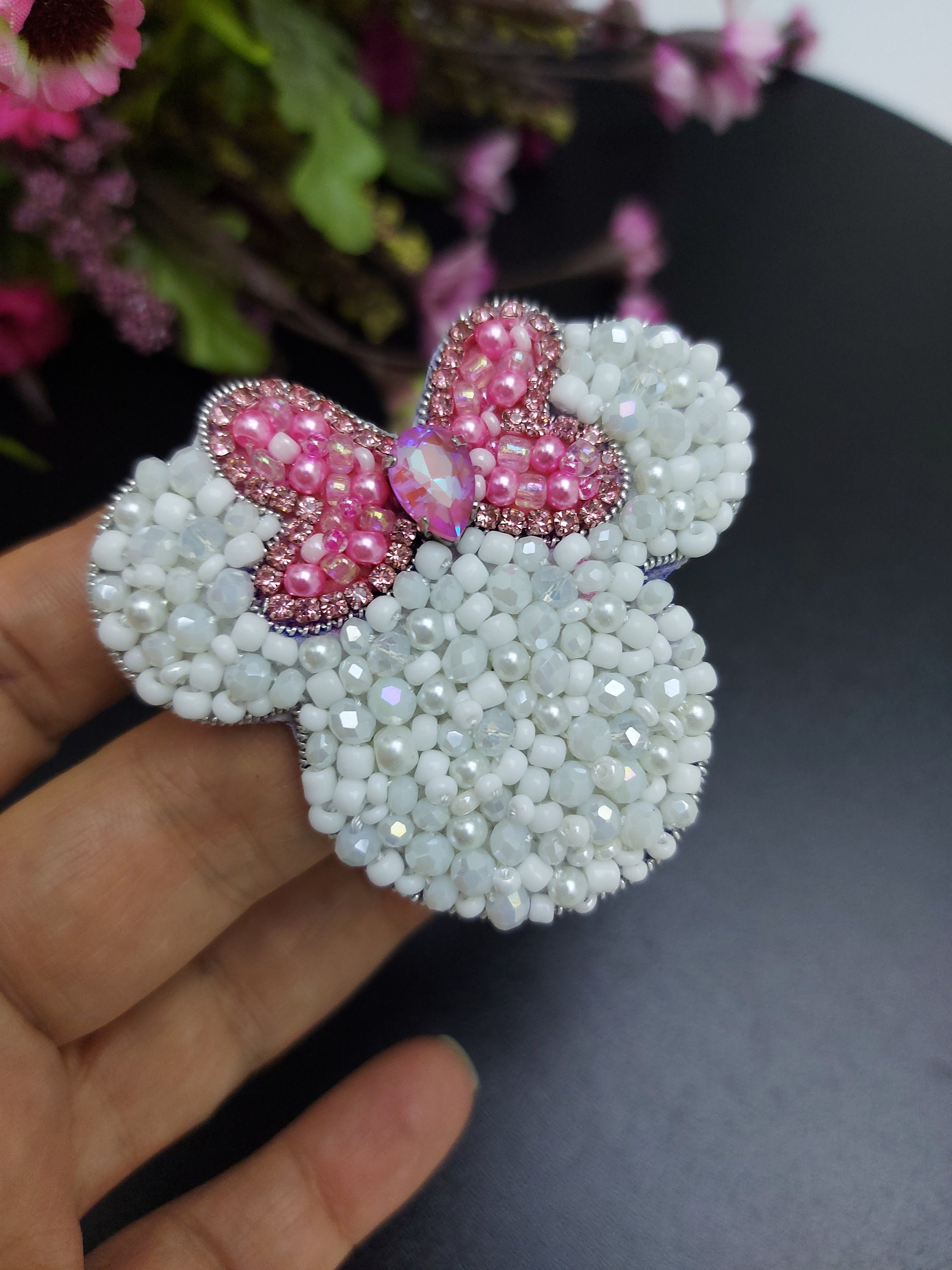 Minnie Mouse Brooch Handmade, Pink Beaded Minnie Mouse Pin, Disney ...