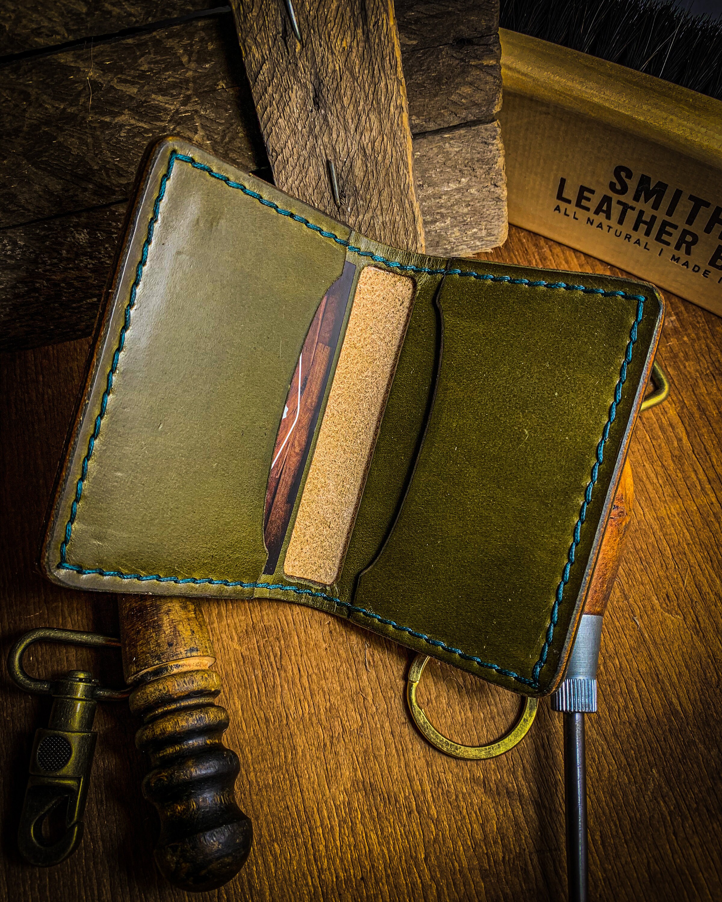 Handmade Leather Vertical Bifold Card Wallet - Etsy