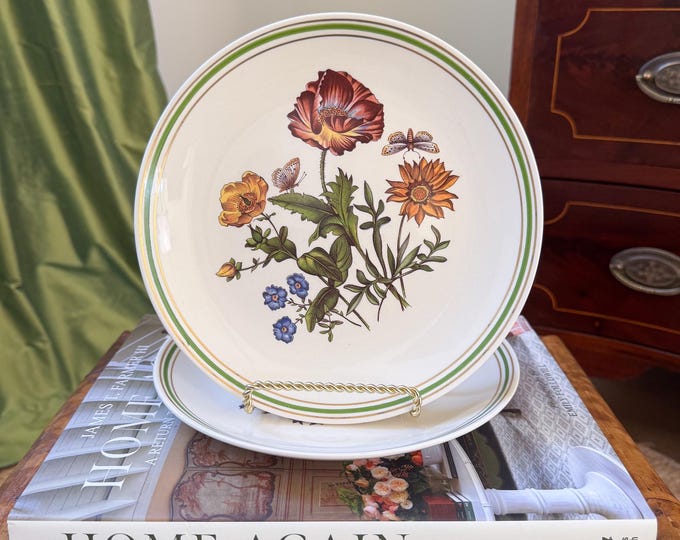 Pair of Vintage Floral Botanical Plates With Green and Gold Trim ...
