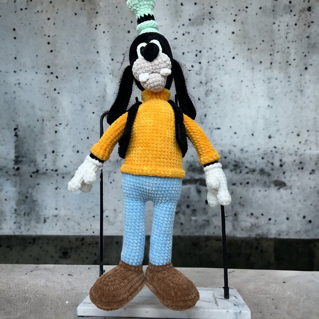 Goofy Crochet Toy Tall Dog Goofy Walt Disney World 22'inch Soft Action ...