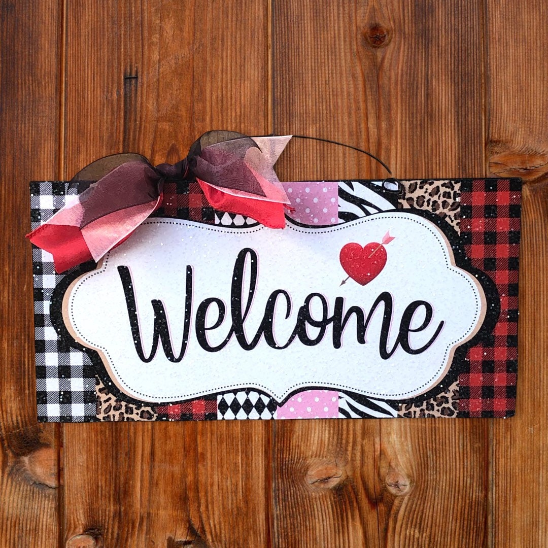 Welcome Pattern Sign With Heart. - Etsy