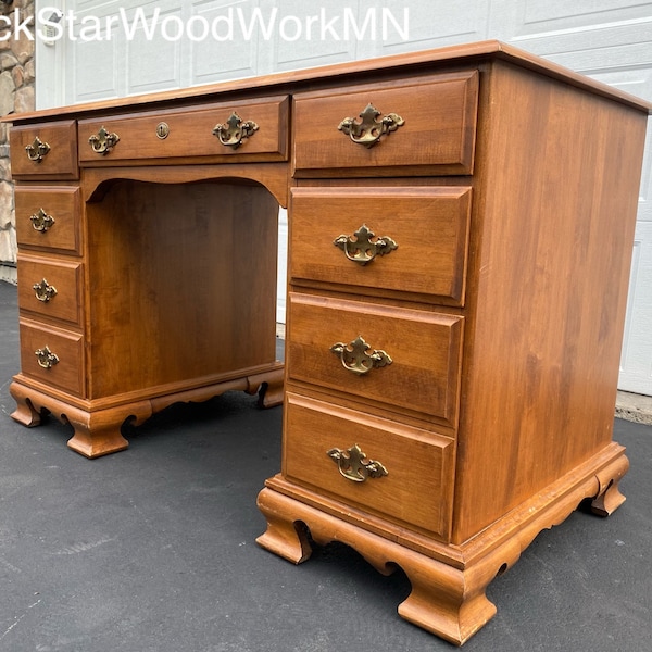 Vintage Desk - Etsy
