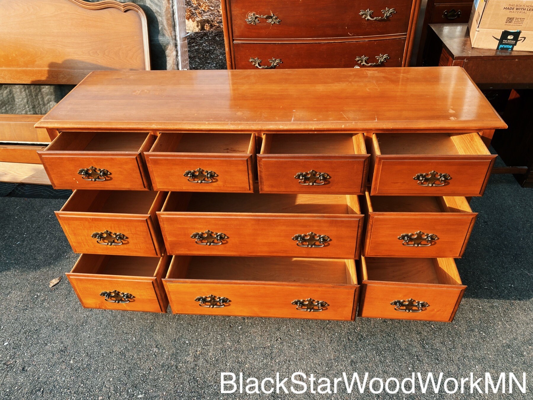 Pick Your Color! Pennsbury Manor by Garrison Maple Dresser (10 Drawers ...