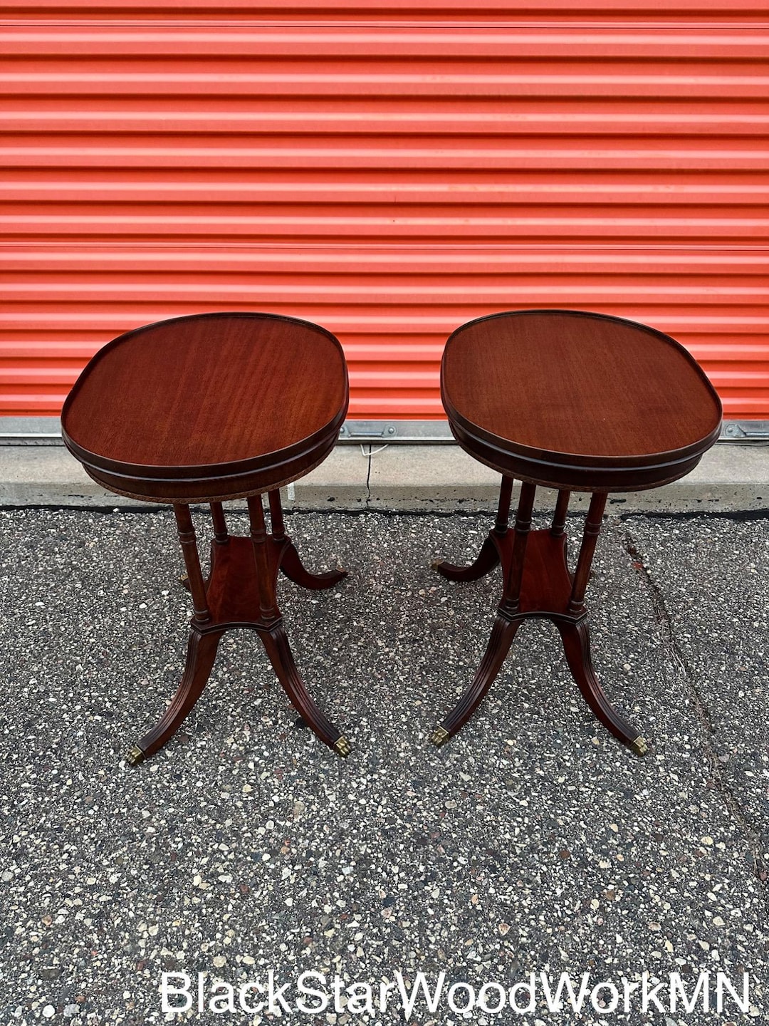 Vintage Duncan Phyfe Style Walnut Side Tables – Set of 2 - Etsy