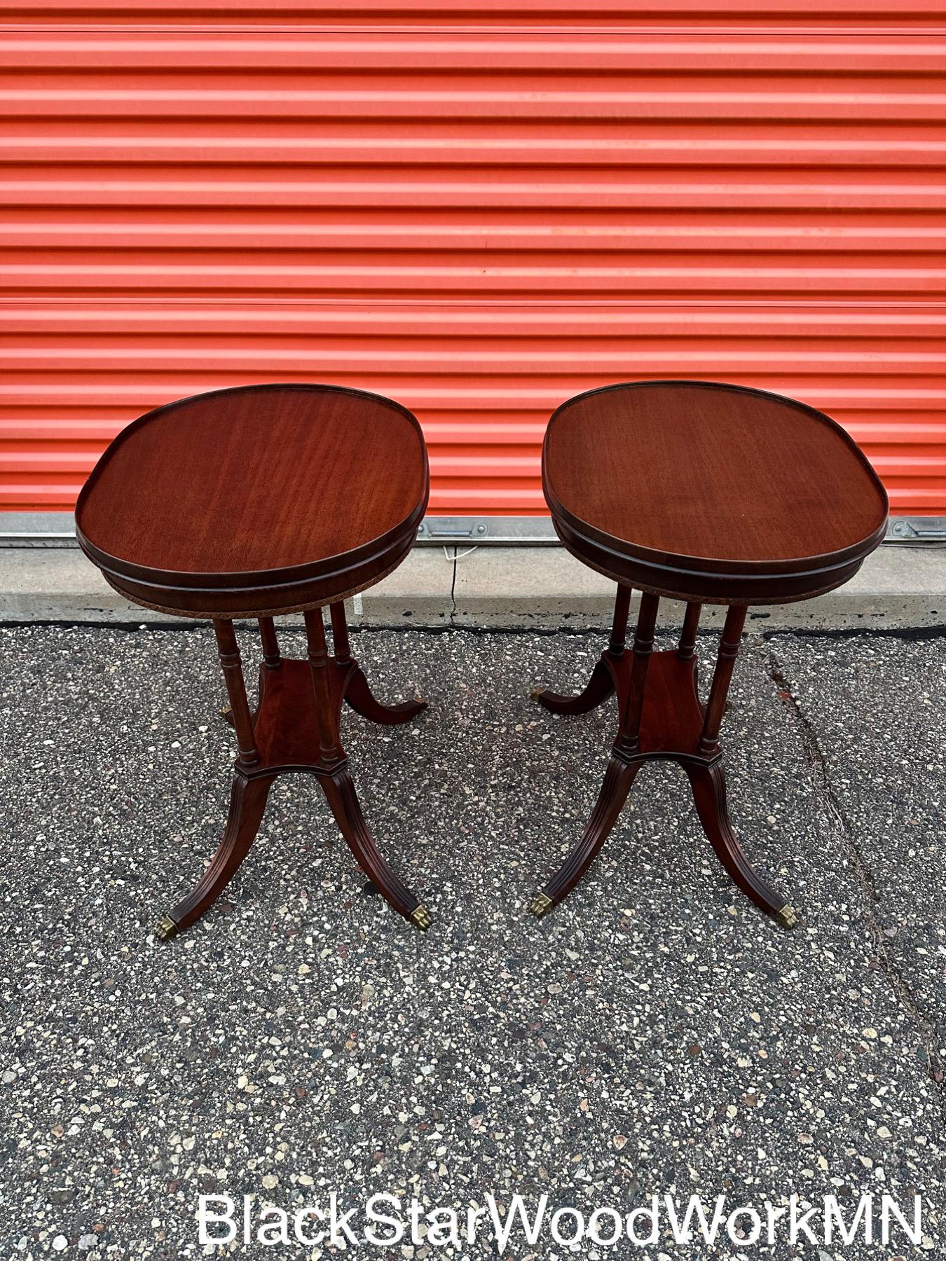 Vintage Duncan Phyfe Style Walnut Side Tables – Set of 2 - Etsy