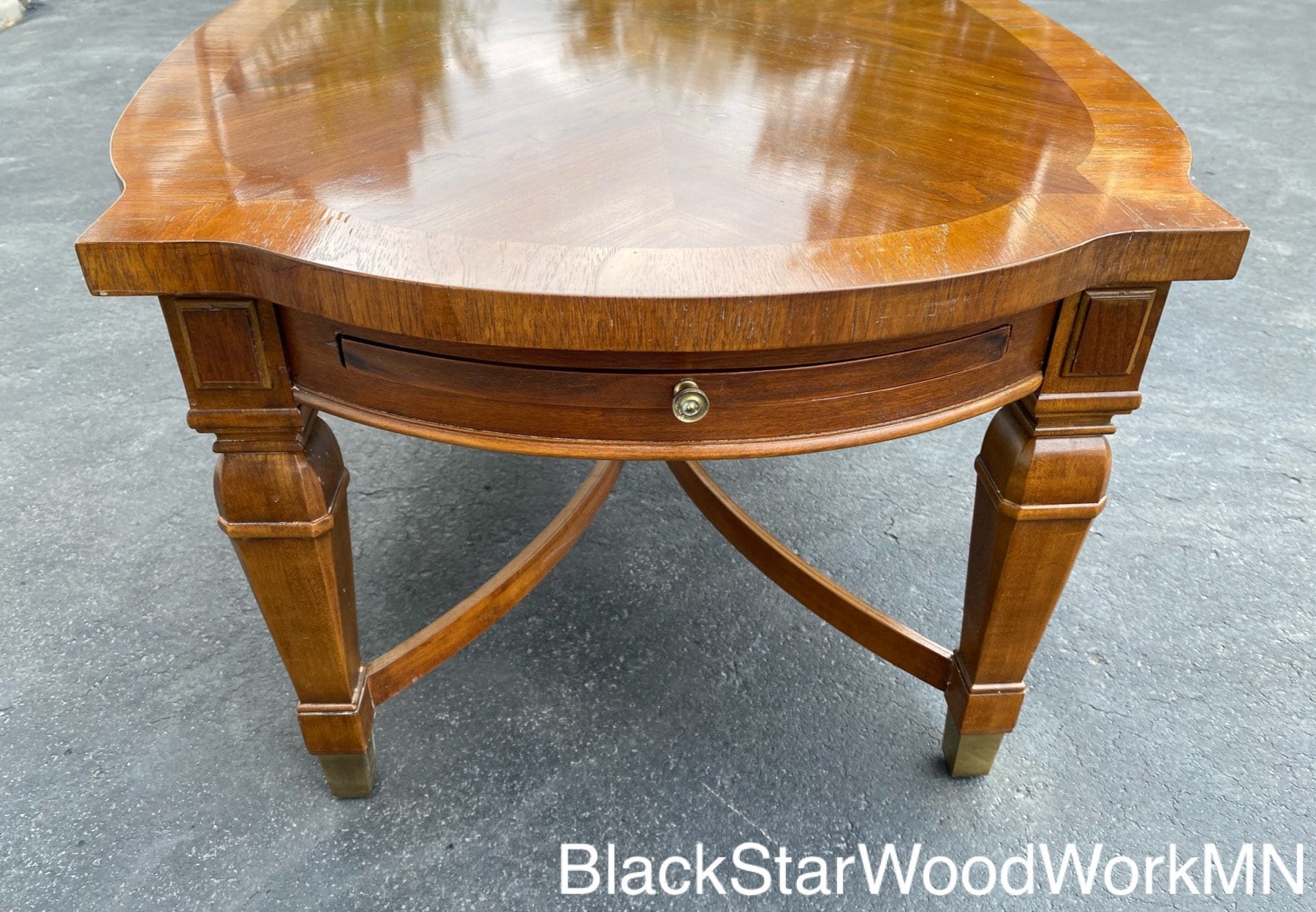 Vintage Rare Drexel Heritage Coffee Table With Pull Out Tablets Buy as ...