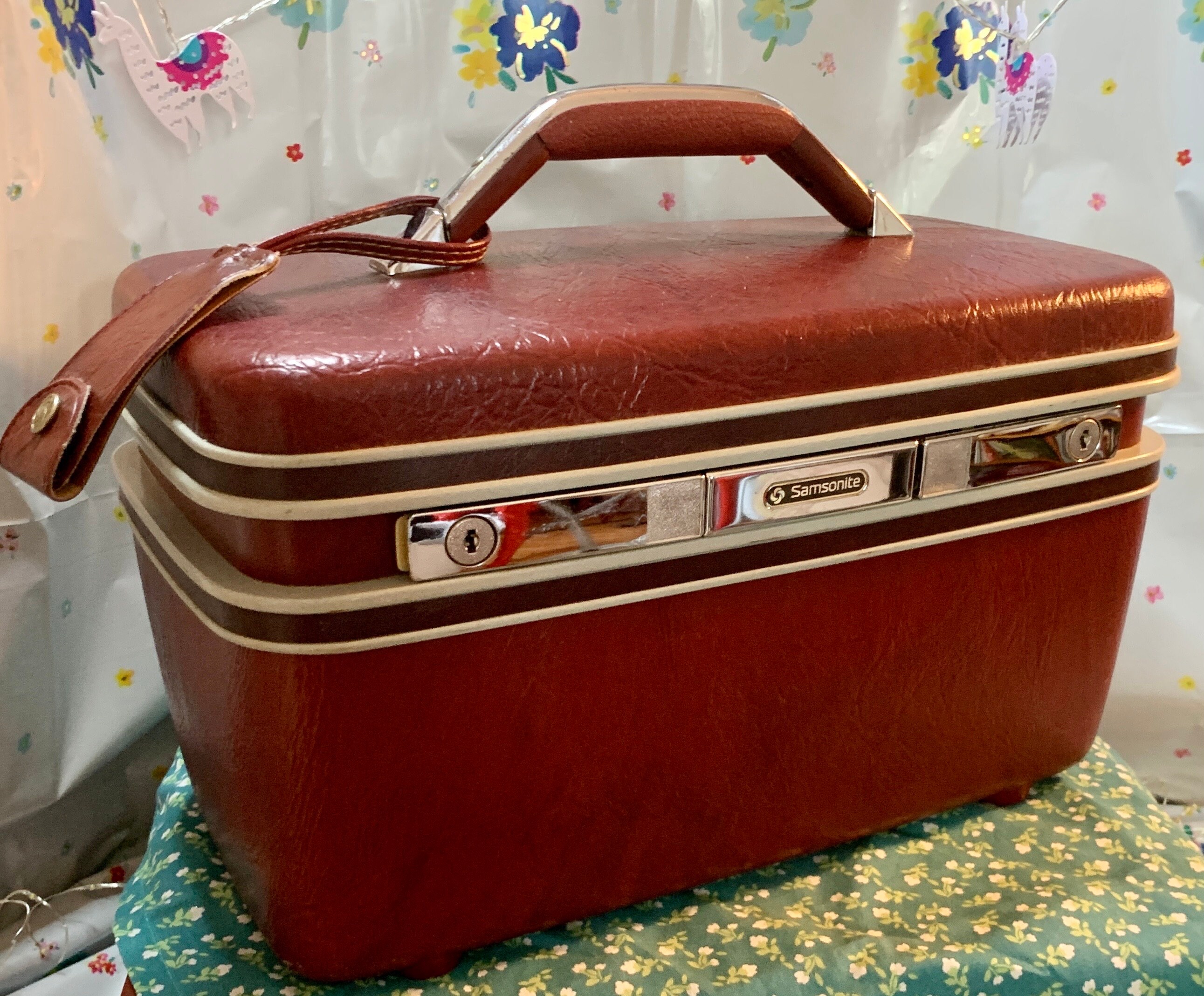 Vintage Maroon Samsonite Train Case - Etsy