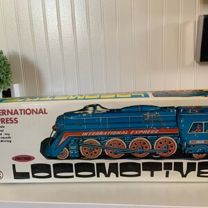 Vintage Friction Train Toy, Large-scale MF 804 International Express ...