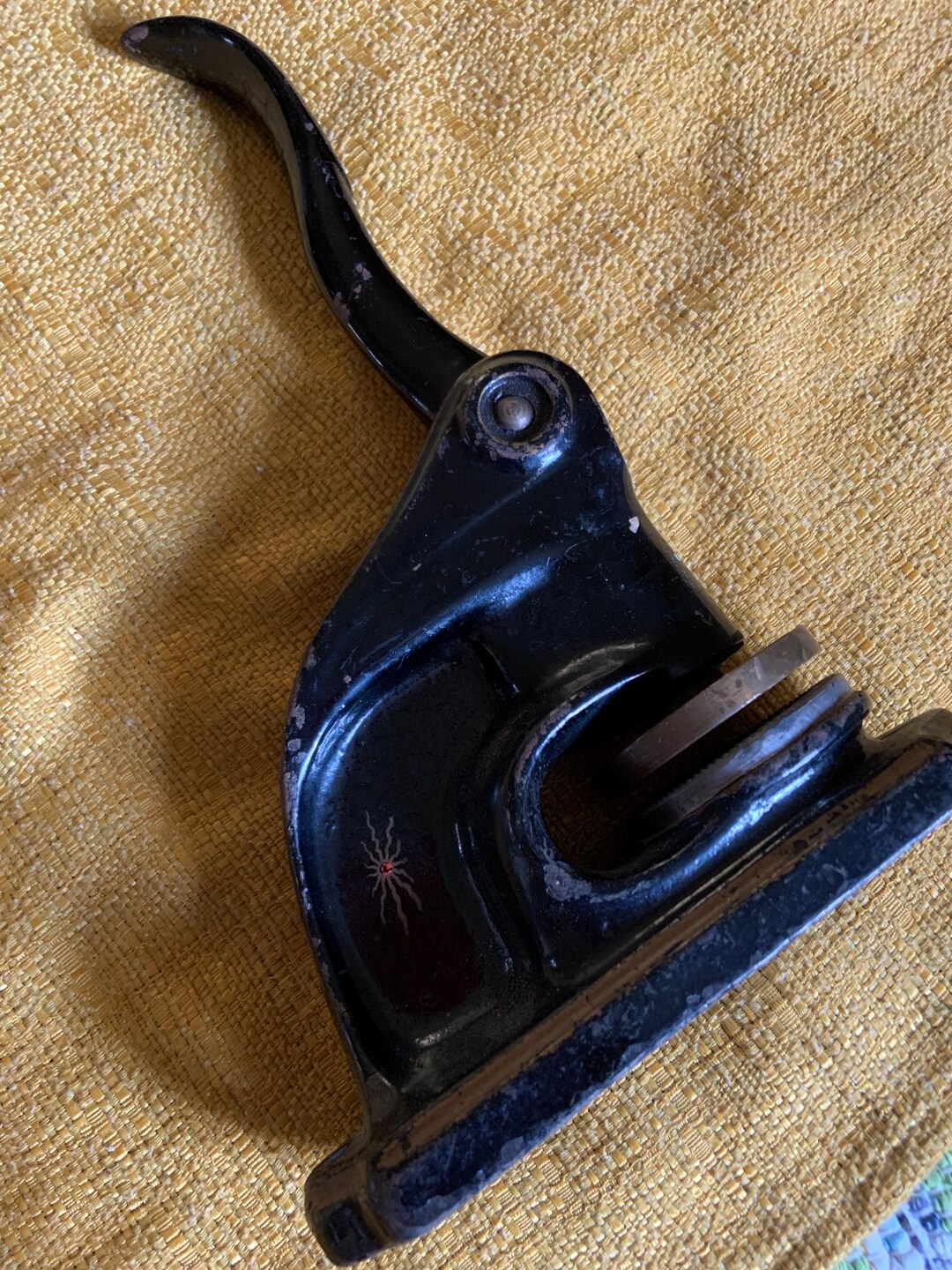 1940s Cast Iron Seal Press Embosser – Boer Desk Stamp Press, Black ...