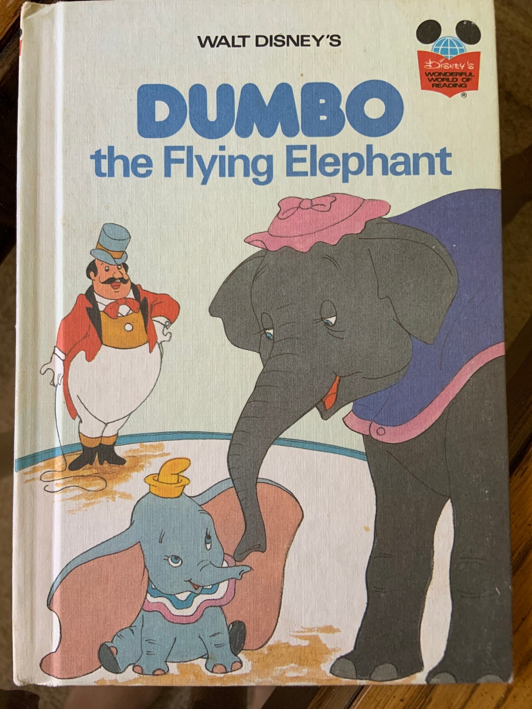 Vintage Disney Dumbo Book Classic Animated Movie Illustrations ...