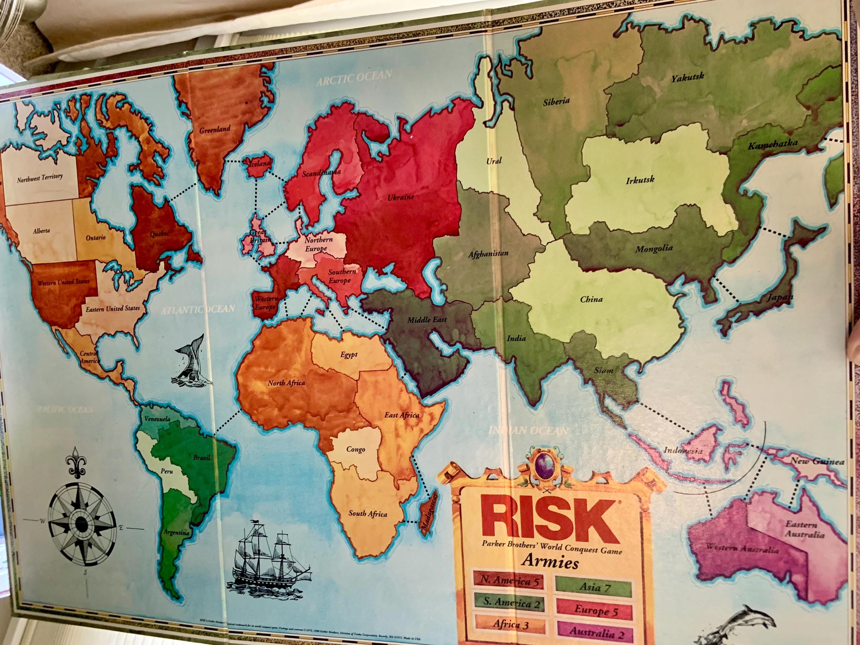 Risk & Castle Risk Board Game #0042 – 1990s Parker Brothers Strategy ...