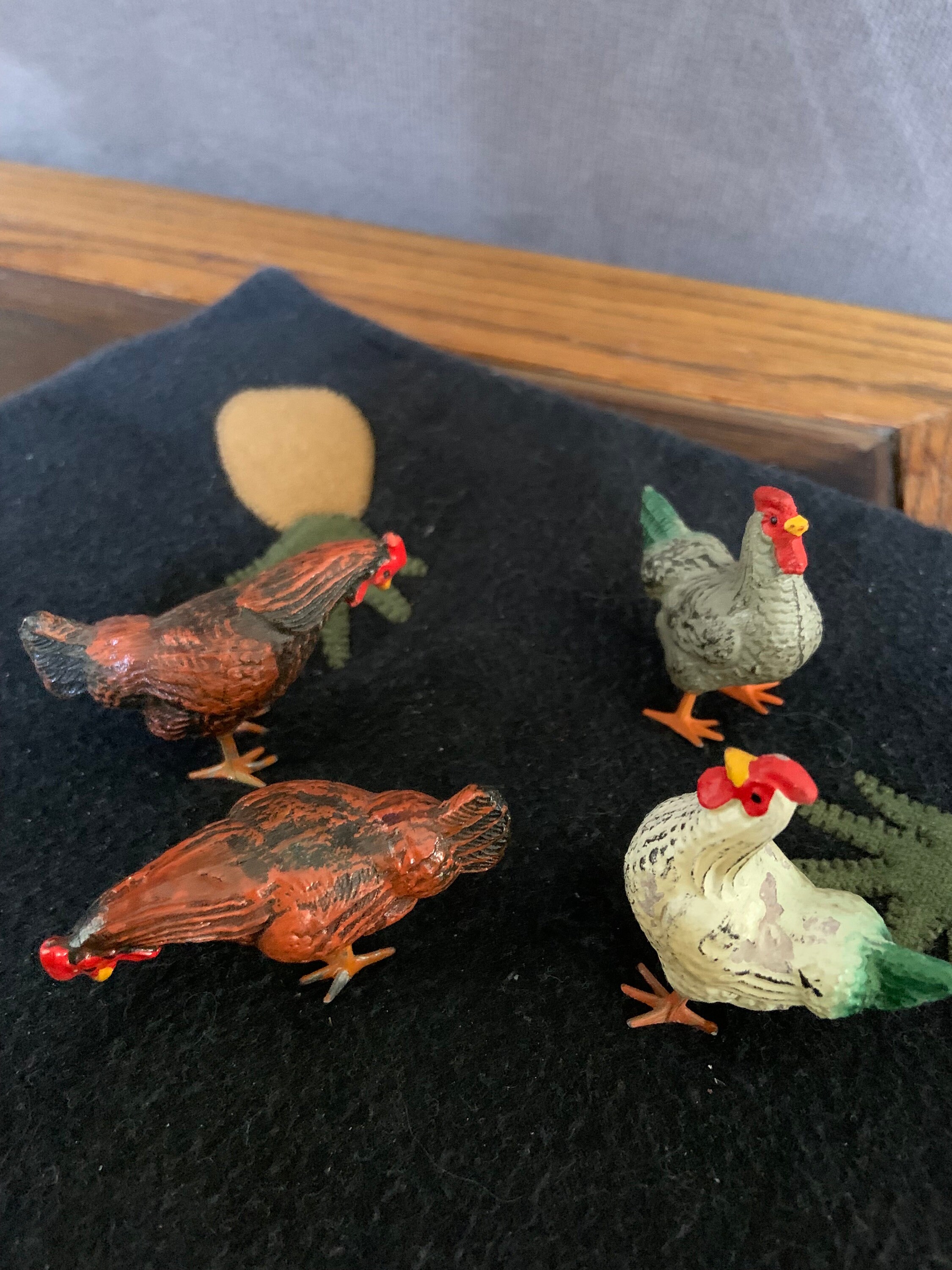 Vintage Miniature Hens With Metal Feet, Putz Composition, Different ...