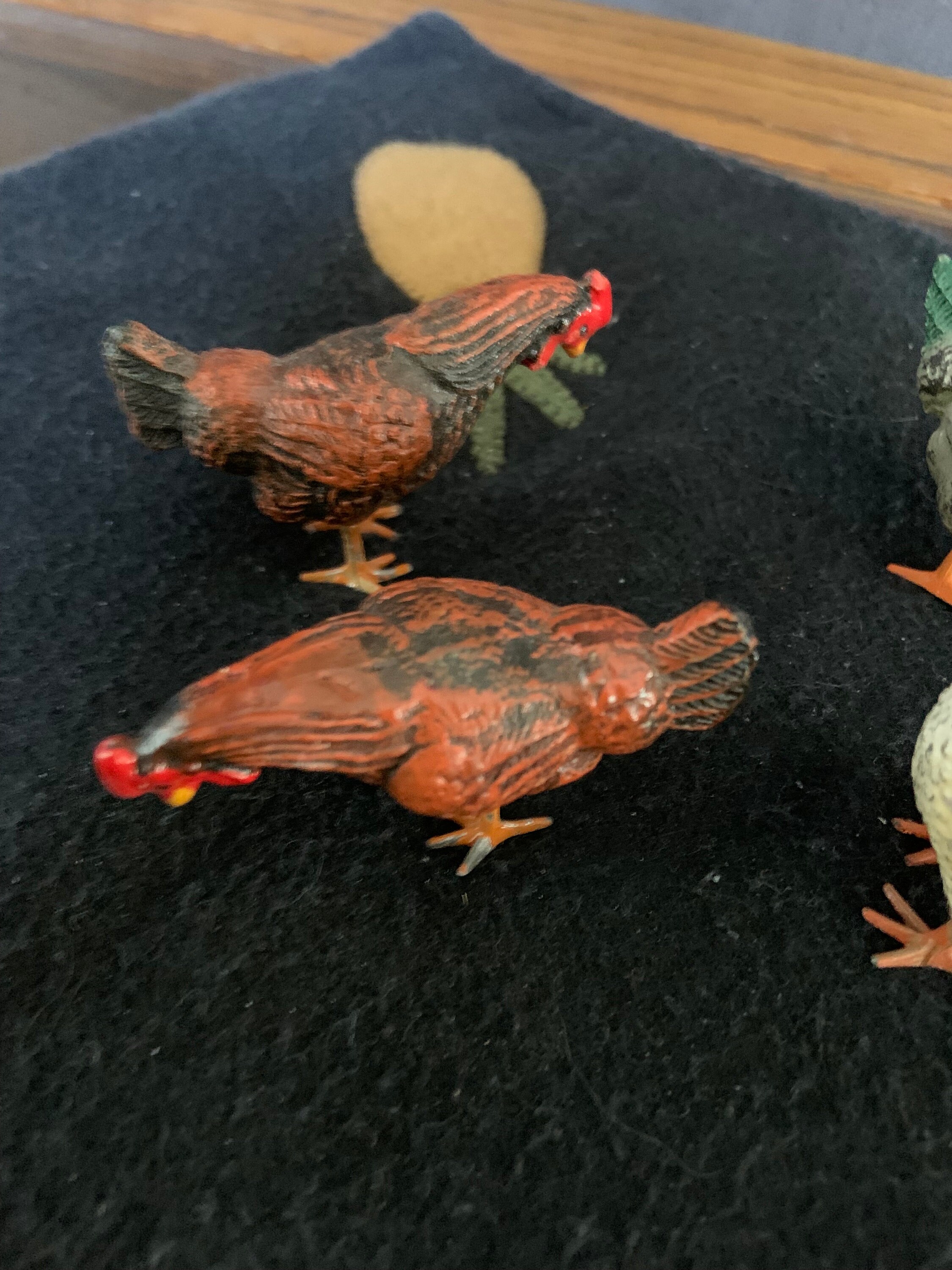 Vintage Miniature Hens With Metal Feet, Putz Composition, Different ...