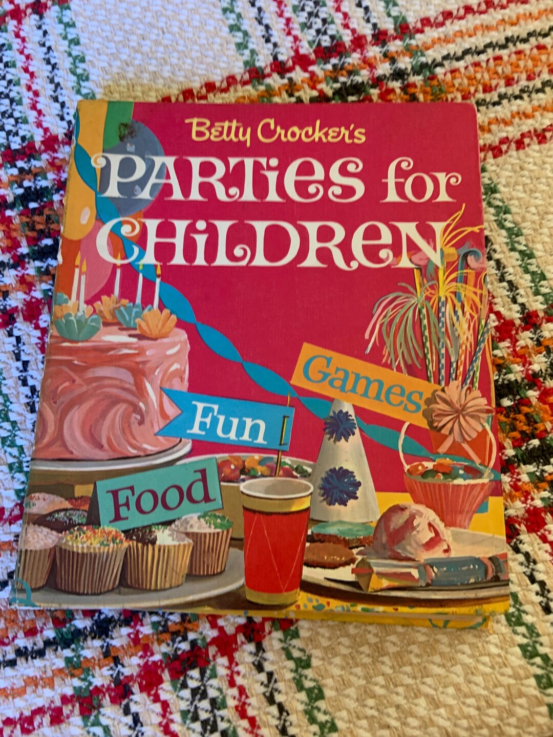 1964 Betty Crocker Parties for Children Cookbook Vintage Kids Party ...