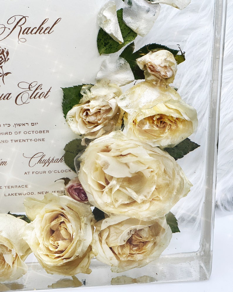 Floral Elegance: Resin Block Keepsake W/ Preserved Wedding Anniversary ...