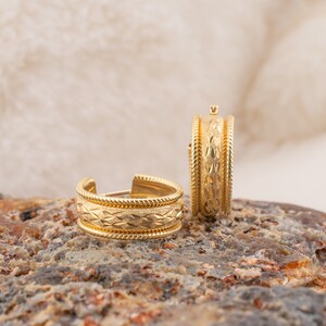 Vintage 10 Karat Yellow Gold Coin Edge and Diamond Cut Detail - Etsy