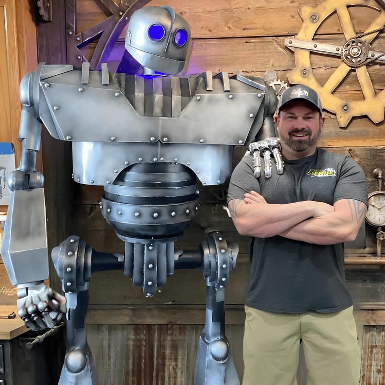 8-foot Iron Giant Metal Sculpture | Handmade Life-size Robot Art - Etsy