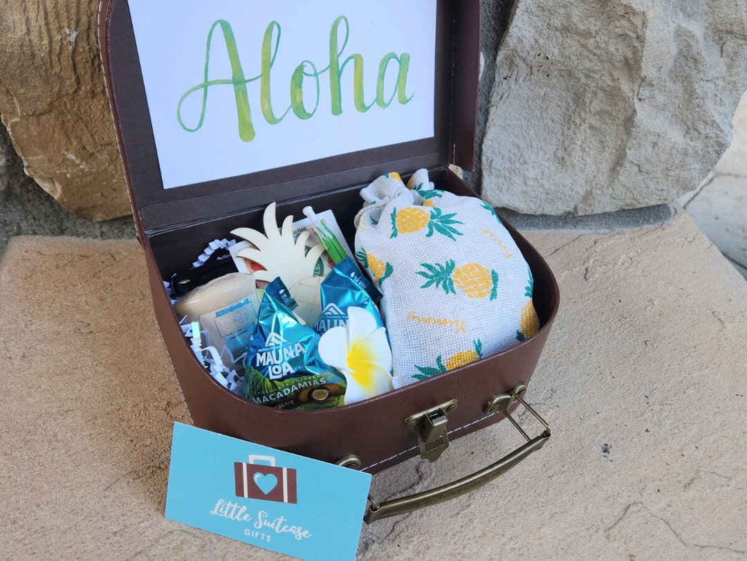 Little Luau Box – Hawaiian Themed Party Favor & Tropical Gift Set, Mele ...