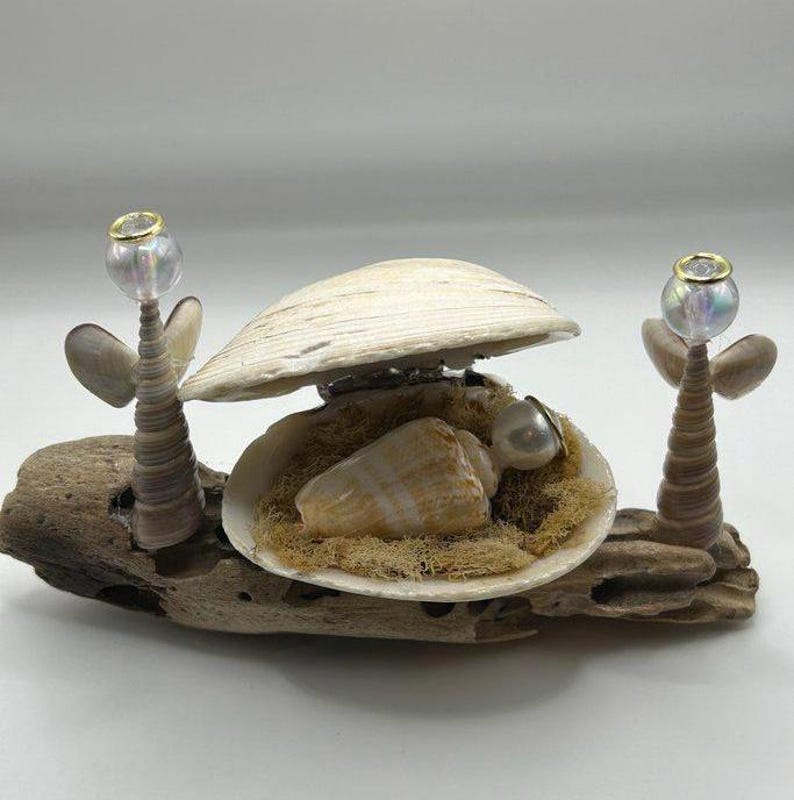 Clam Shell and Drift Wood Baby Jesus With Angels - Etsy