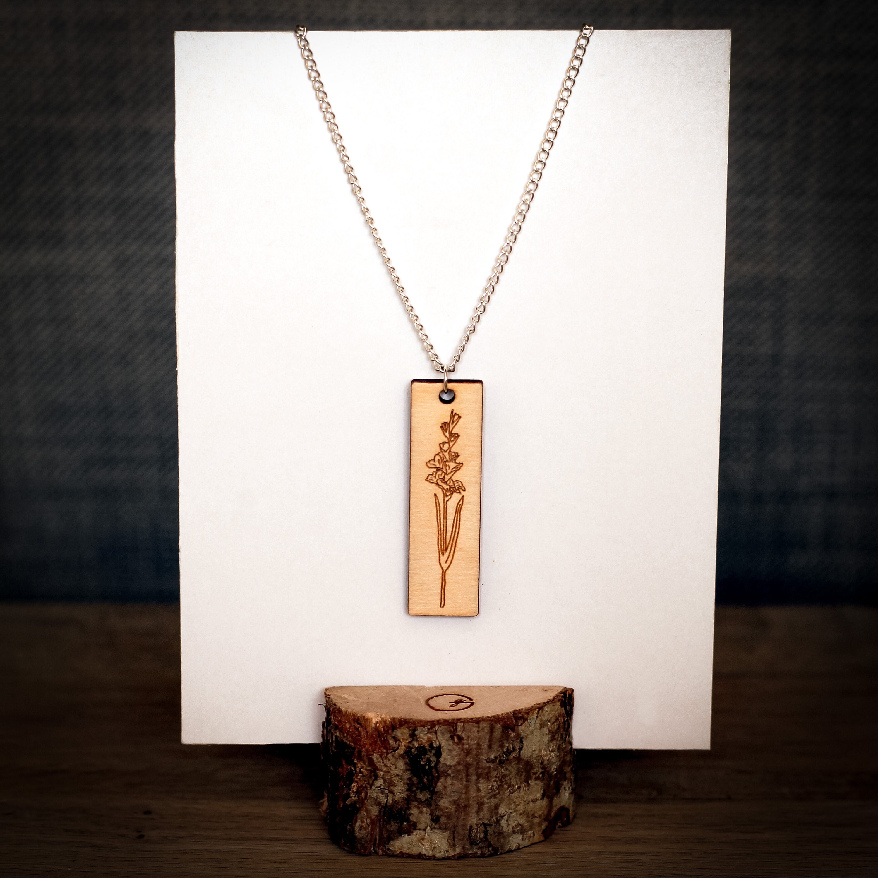 Wooden Birth Flower Necklace | Engraved Wood Pendant With Gift Box ...