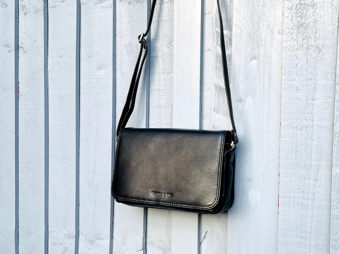G&T Full-grain Leather Classic Flap Over Handbag With Back Compartment ...