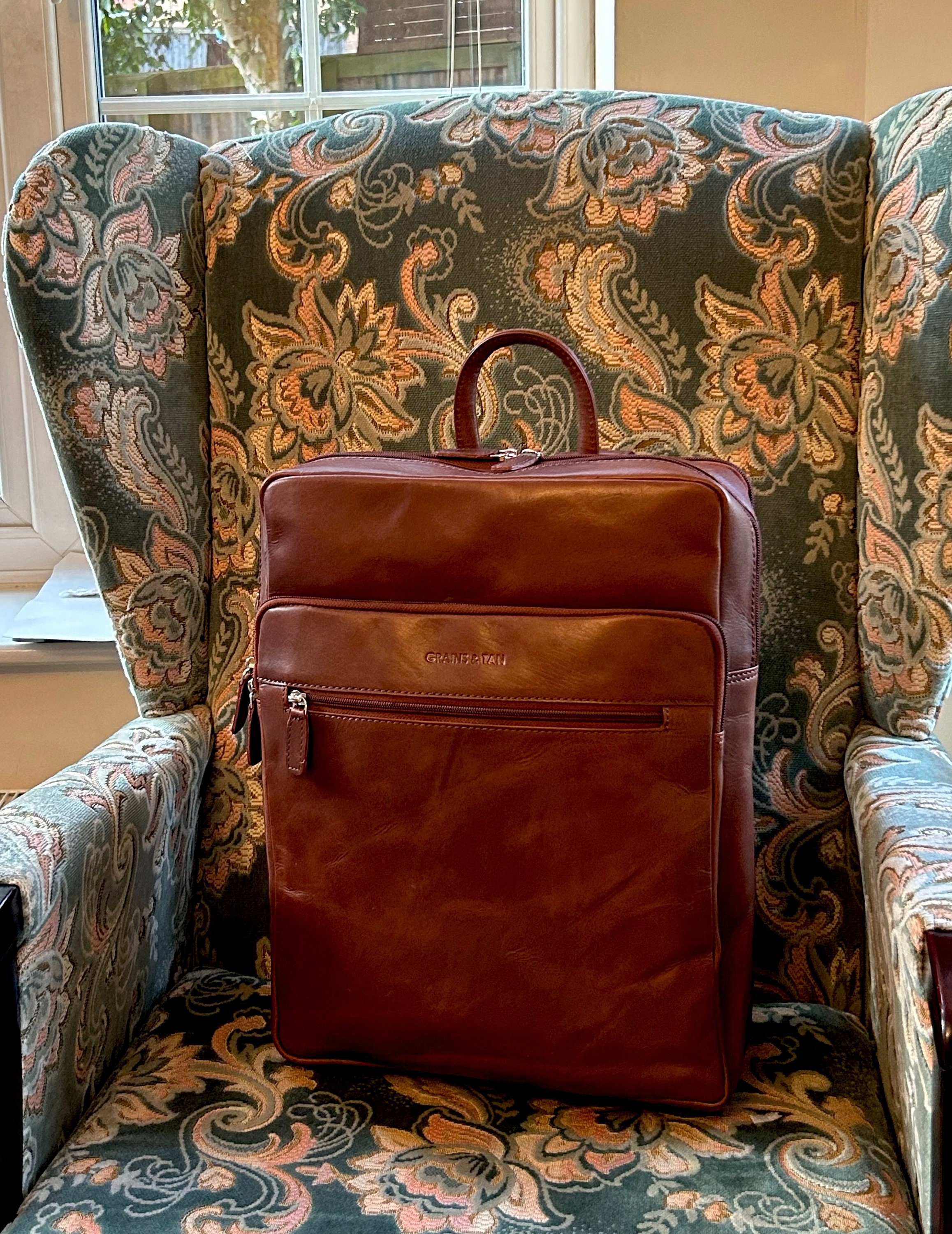 G&T Full-grain Leather Large Backpack for 17-inch Laptop, Padded ...
