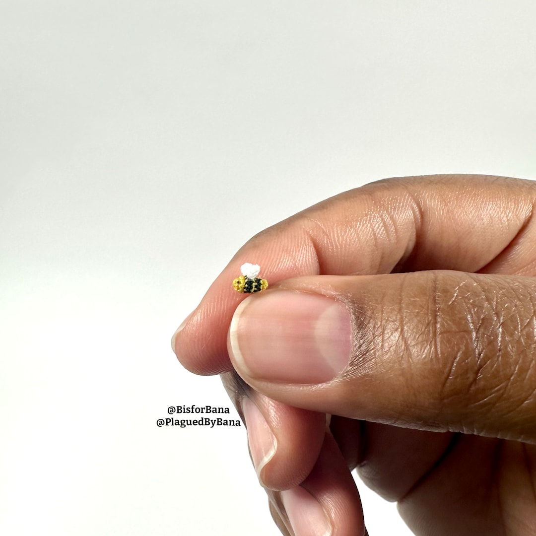 Tiny Bee, Micro Crochet Bee, Miniature Bee, Tiny Amigurumi, Micro ...