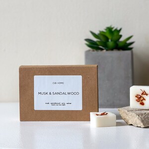 MUSK & SANDALWOOD Botanical Wax Melts Box of 6, Sandalwood Melts in ...