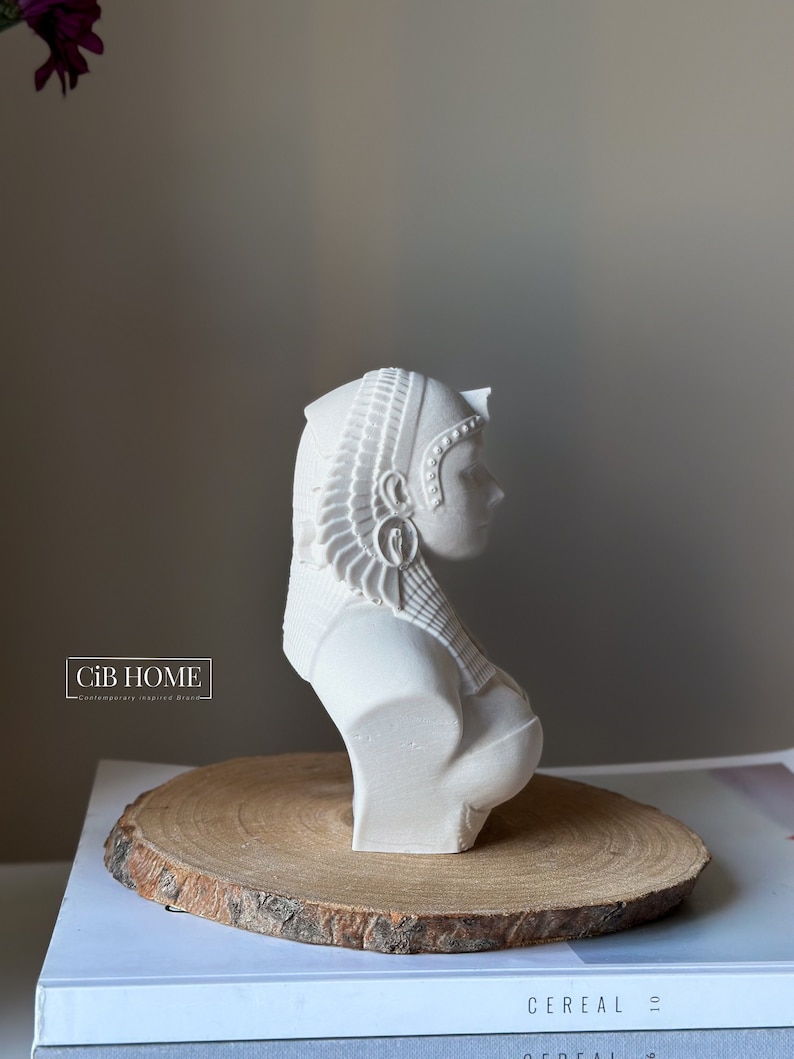 Stone Cleopatra Bust Statue, Queen of Egypt Shape Statuette, Mythology ...