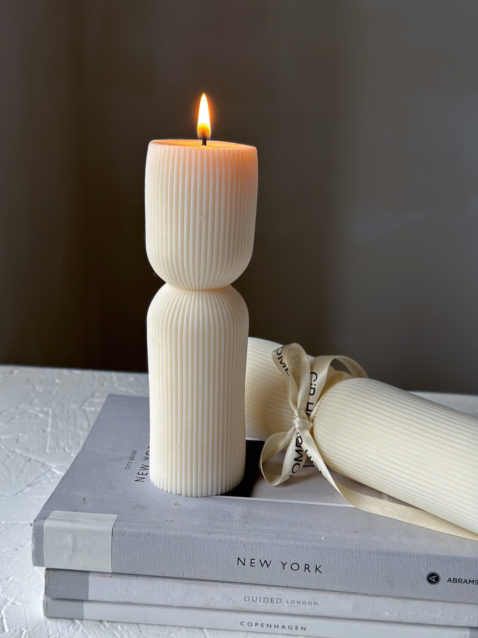Medium Hourglass Ribbed Candle 17cm, Wide Wedding Reception Centerpiece ...