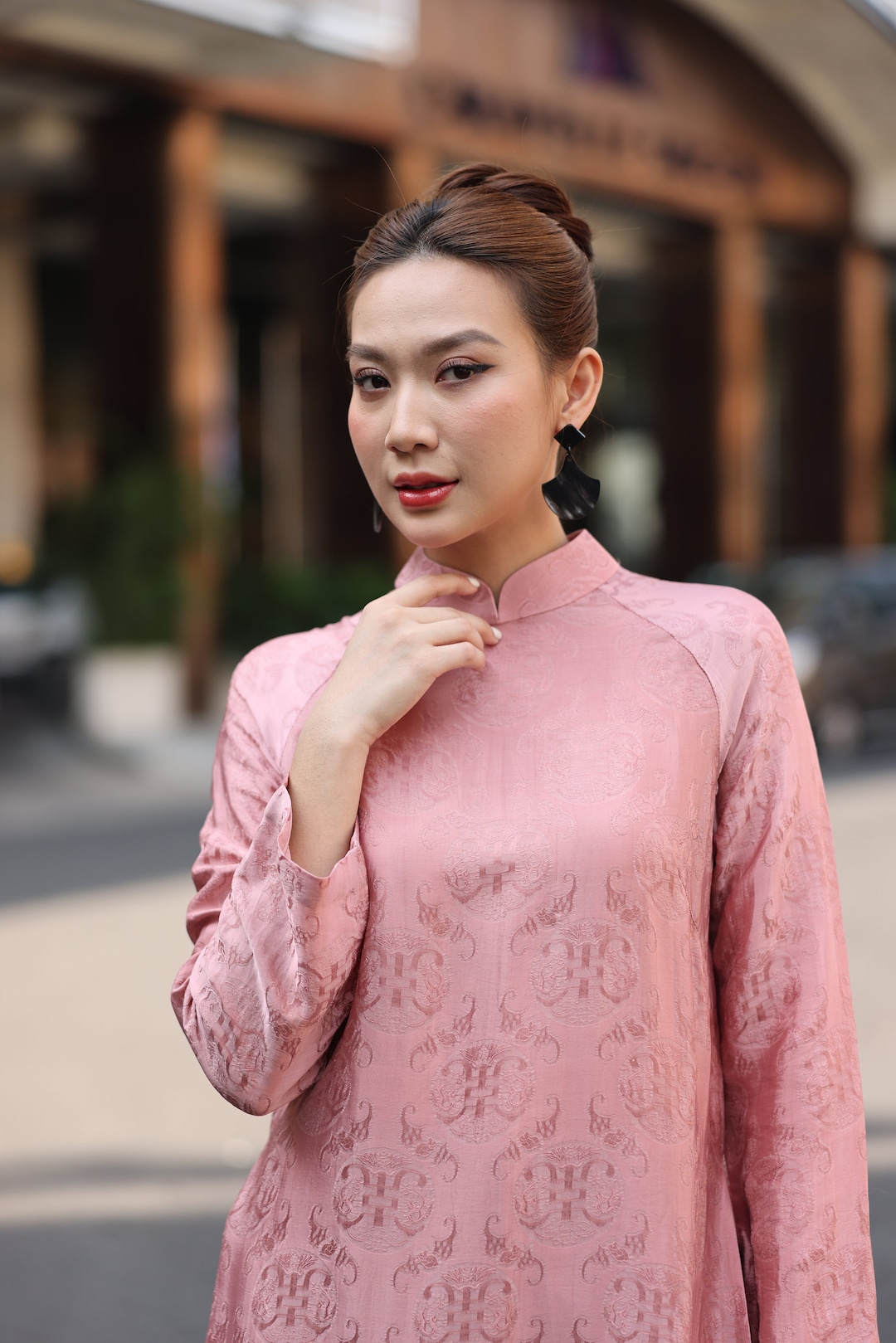 Ao Dai Women Modern, Mulberry Silk Ao Dai, Casual Ao Dai, Loose Ao Dai Women, Ao Dai Women With ...