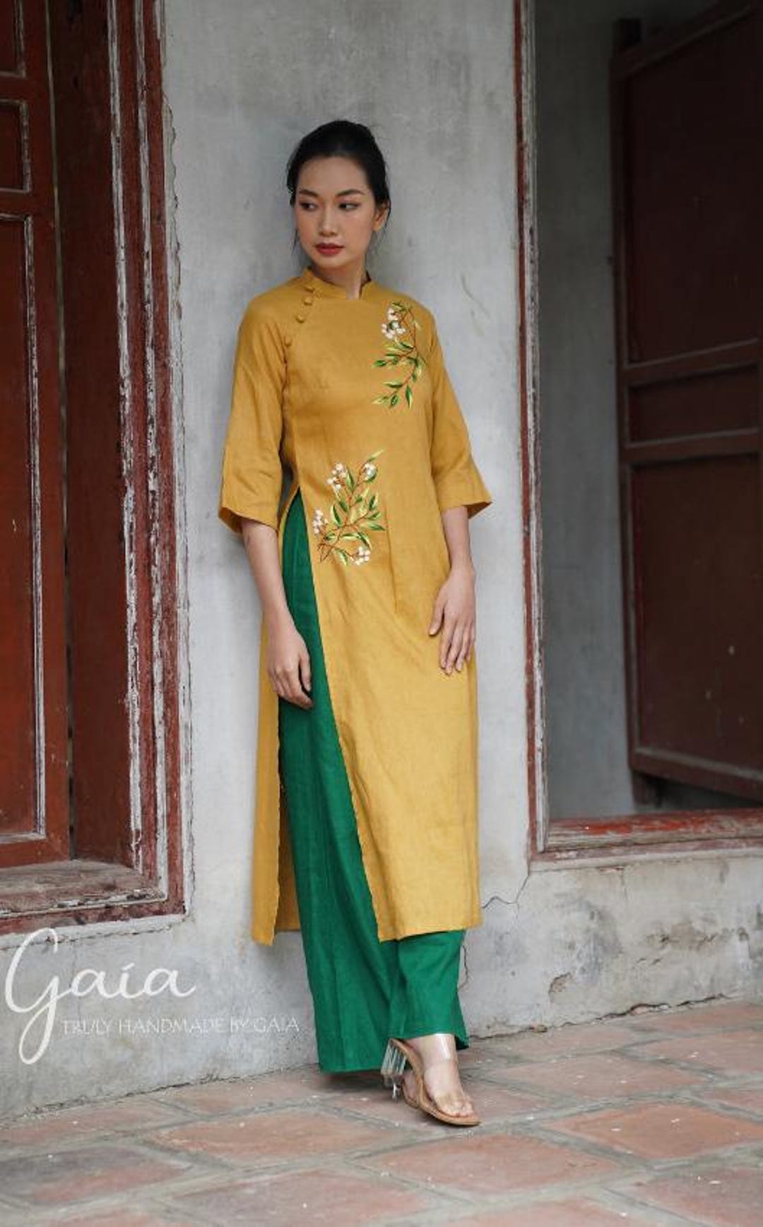 Handmade Embroidery Ao Dai, Linen Modern Ao Dai, Modern Vietnamese ...