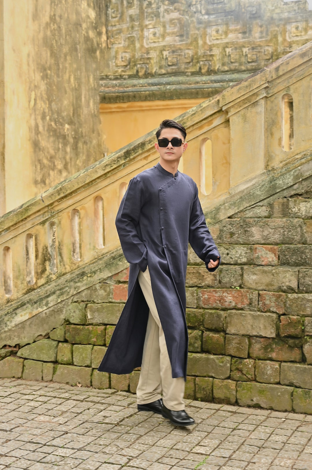 Linen Ao Dai for Men in 60 Colors, Vietnamese Dress for Men, Ao Dai Men ...