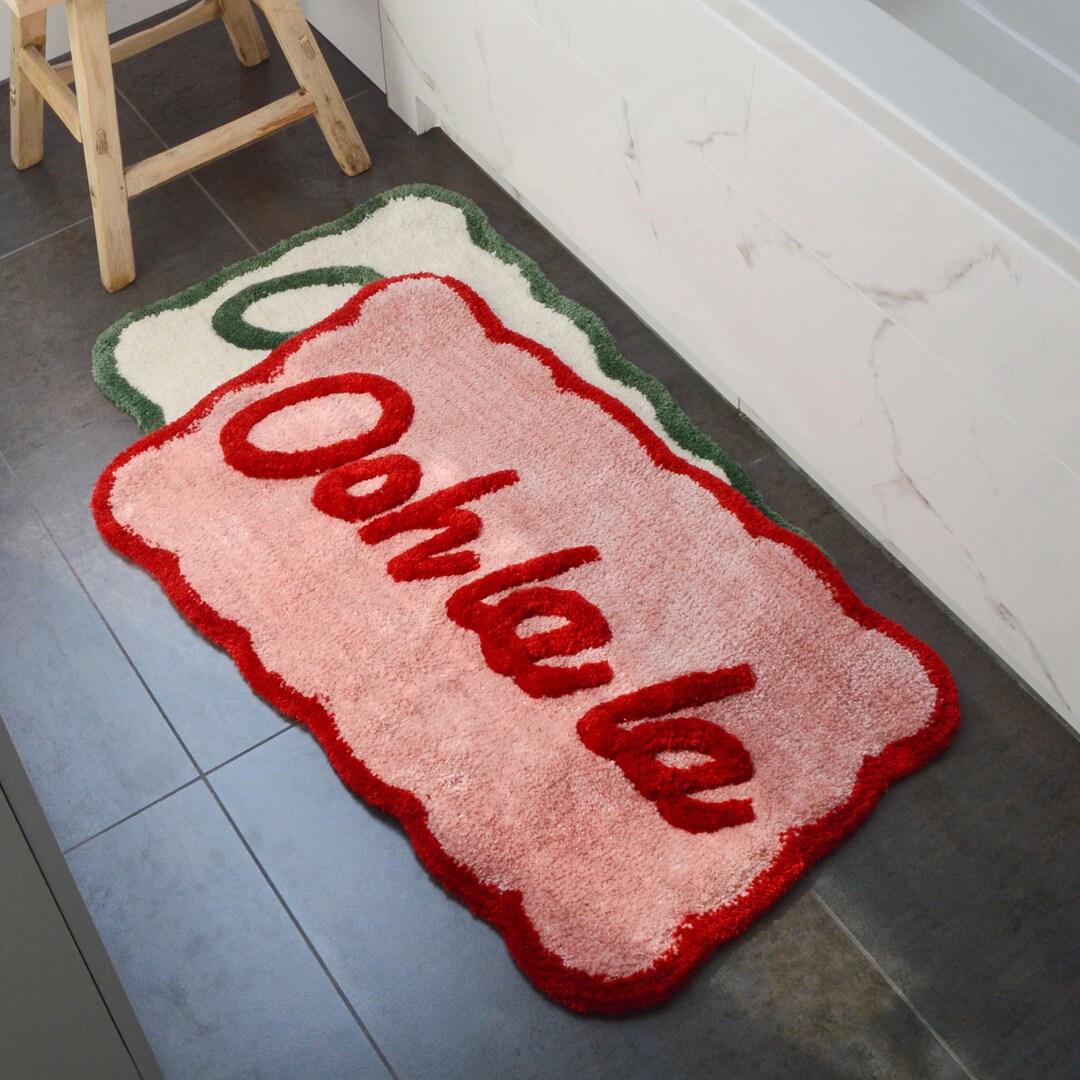 Ooh La La Slogan Bath Mat With Scalloped Edges - Fun, Cute Bathroom Rug ...