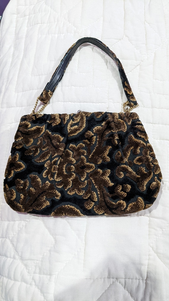 Early to mid 20th - Gem