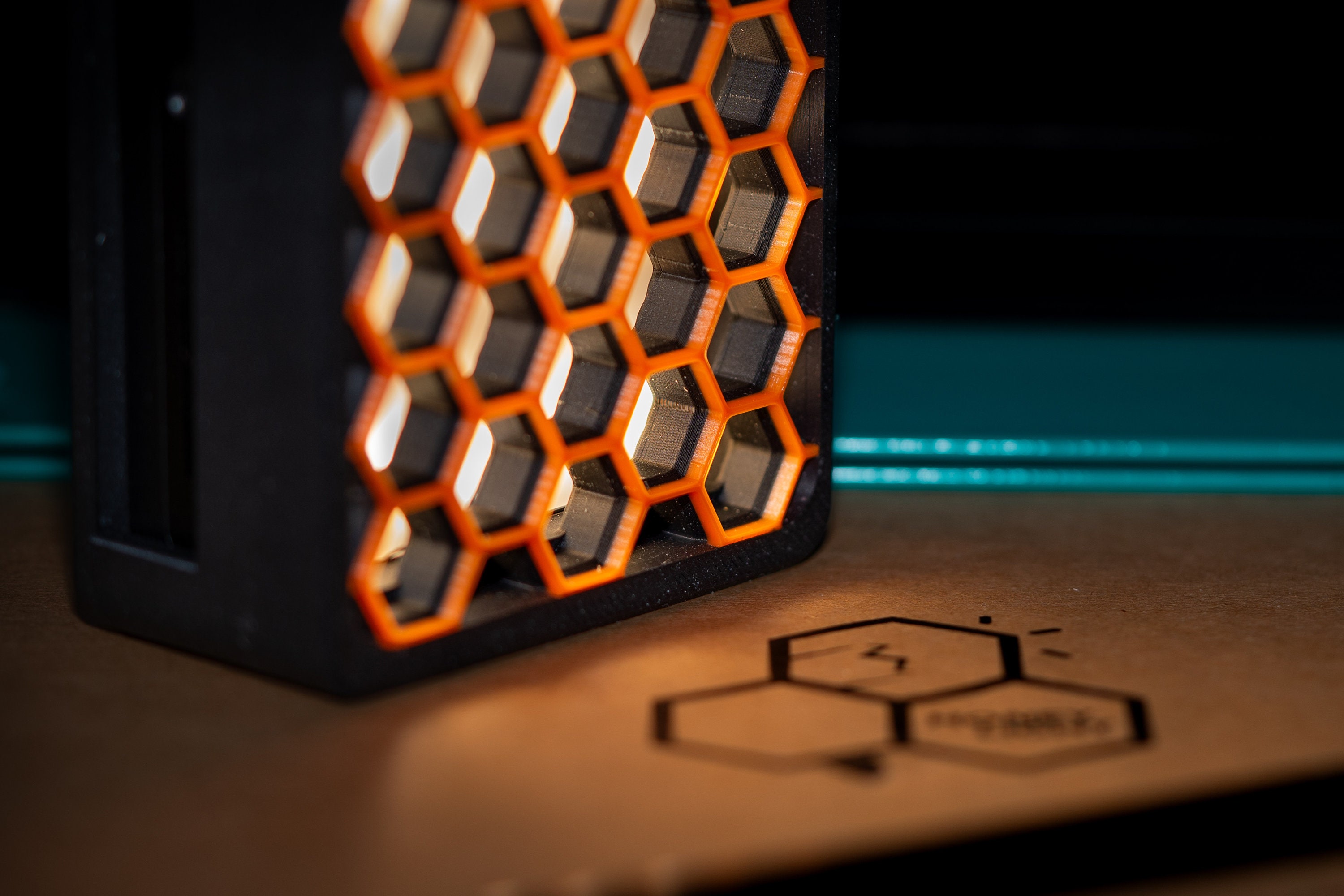 Aputure - MC RGB LED Light Eggcrate Diffuser / Modifier - [honeylight ...