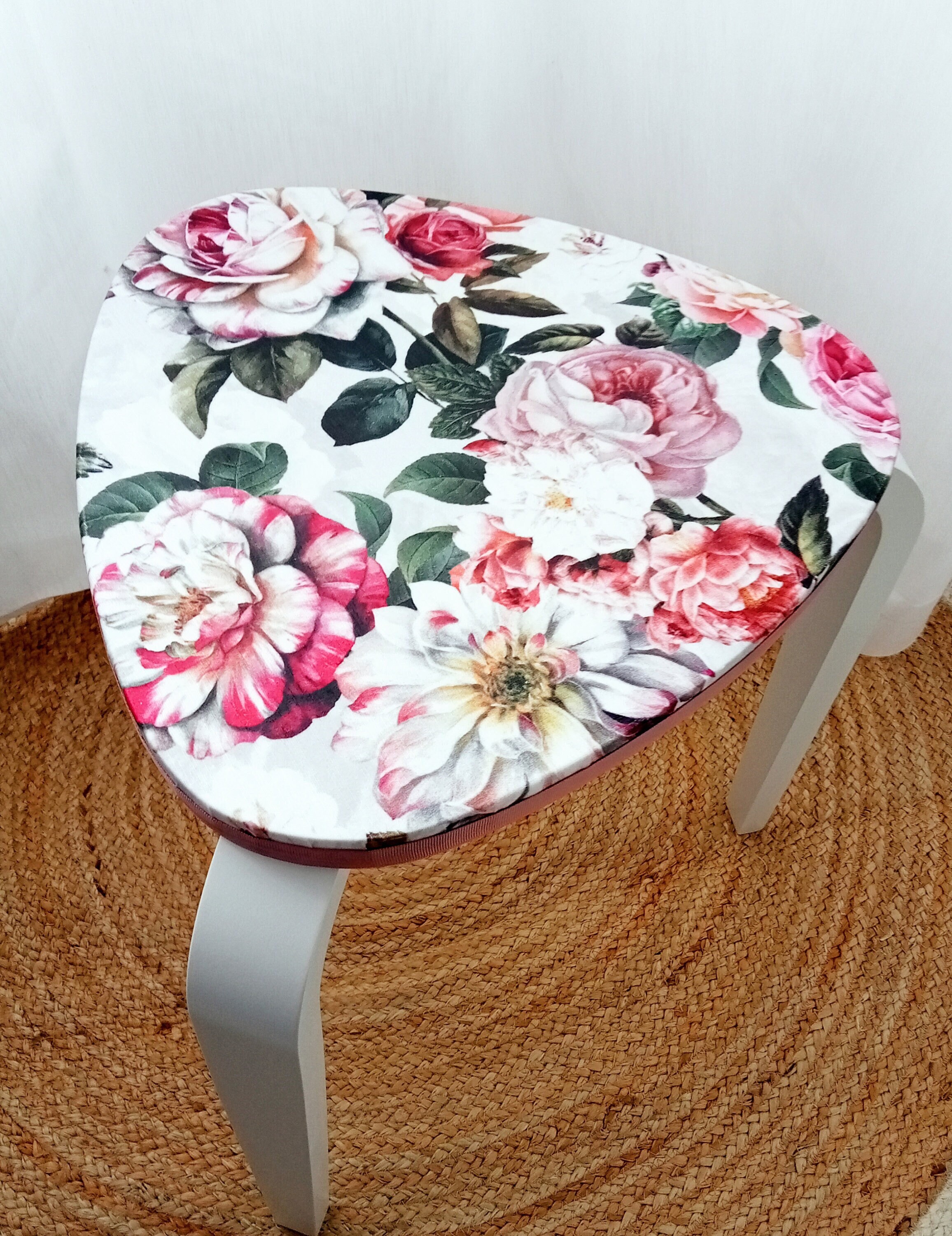 Chairs & Ottomans Home & Living Black Cockatoo Australian side table ...