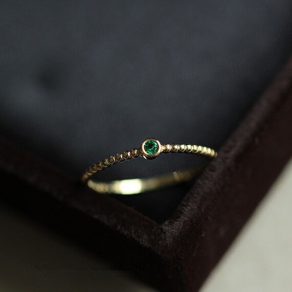 Small Emerald Ring Stacking Ring Dainty Ring Delicate Ring - Etsy UK