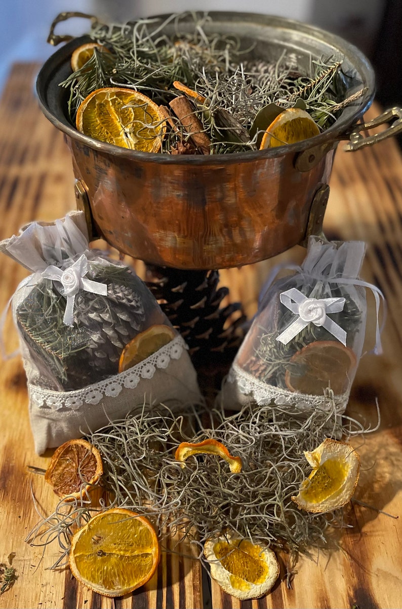 Woodland Spice Potpourri | Foraged Primitive Blend | Sachet Potpourri ...