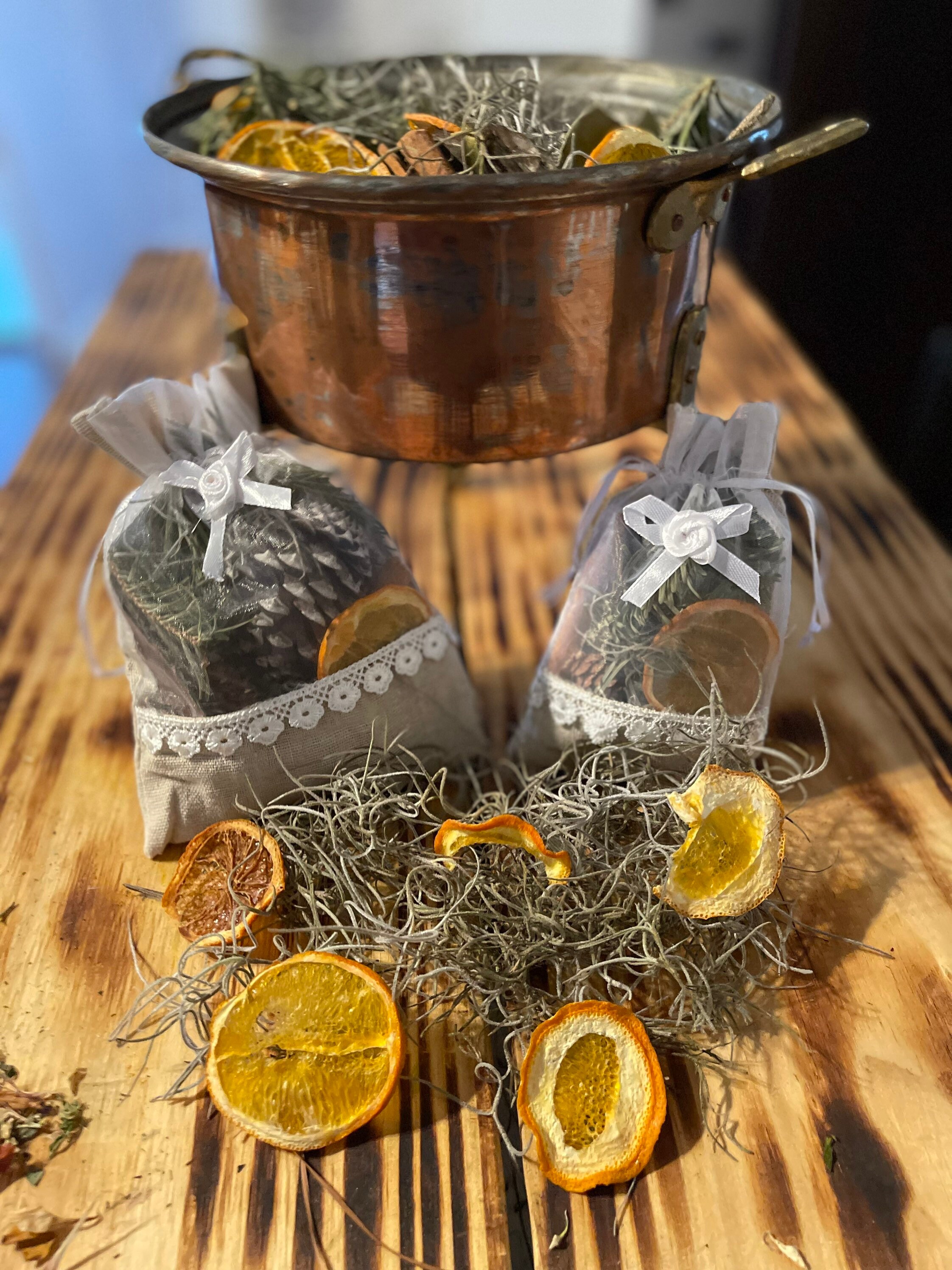 Woodland Spice Potpourri | Foraged Primitive Blend | Sachet Potpourri ...