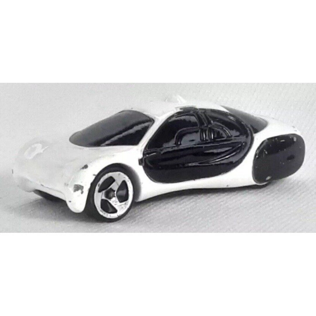 Hot Wheels 93 Warner Demolition Man GM Ultralite White Black Die Cast ...