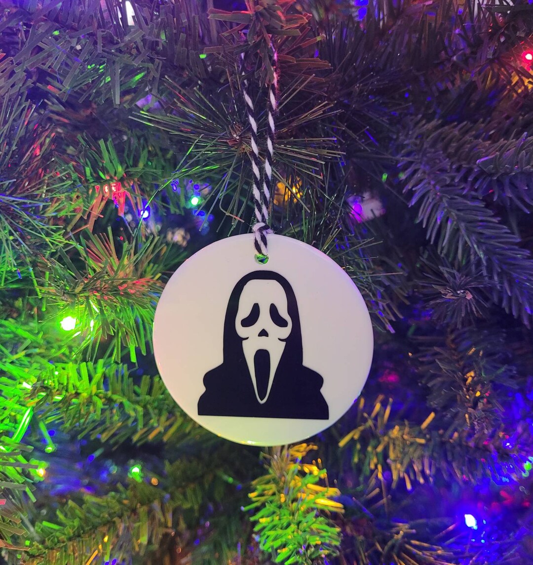 Ghostface Ornament | Scream | 90s Horror | Slasher | Scary Movie ...