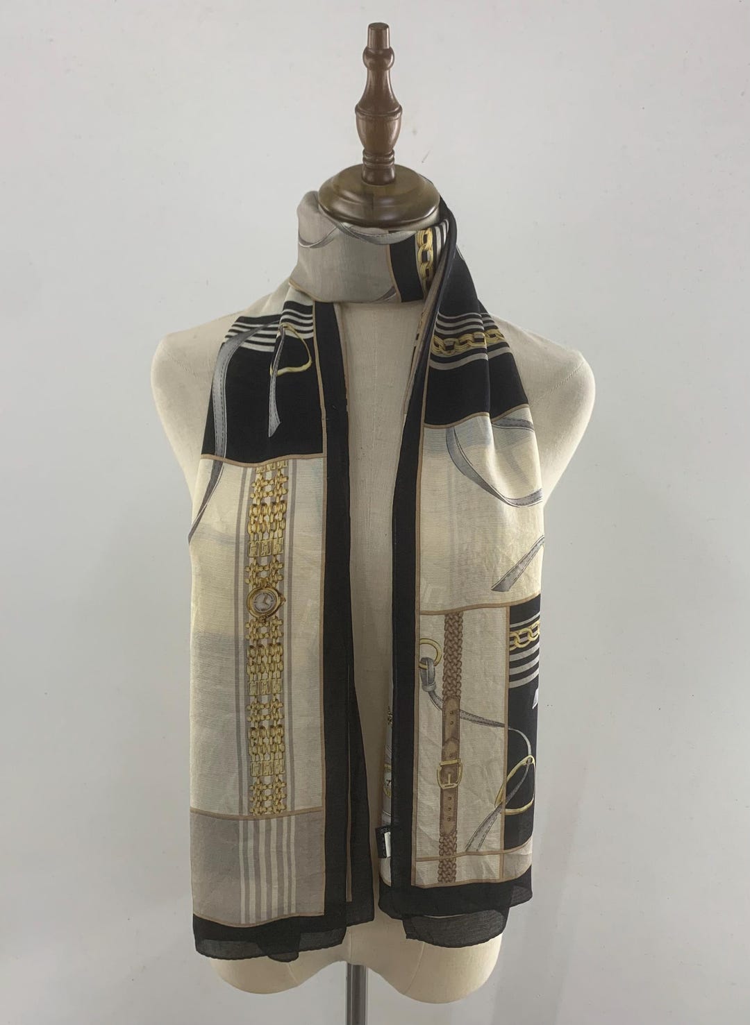 Vintage Daks London Golden Chain Watch Pattern, Authentic Daks Scarf ...