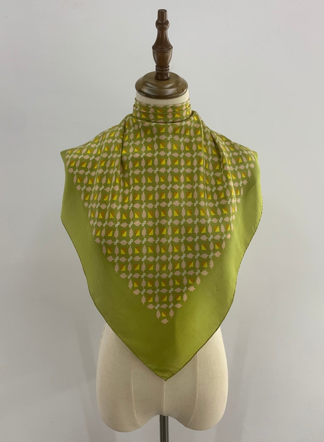 Vintage Silk Scarf Classic 80s, Vintage Shawl, Silk Twill Square Scarf ...