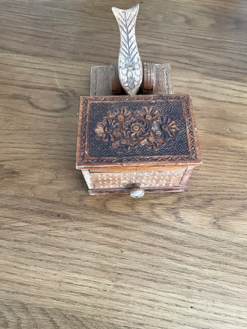 Vintage Wooden Cigarette Box and Mechanic Bird Dispenser Circa 1940s ...