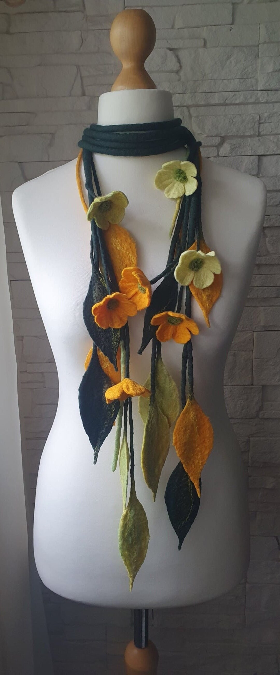 Lariat Flower Necklace / Felted Wool Jewelry With Colorful Flowers ...