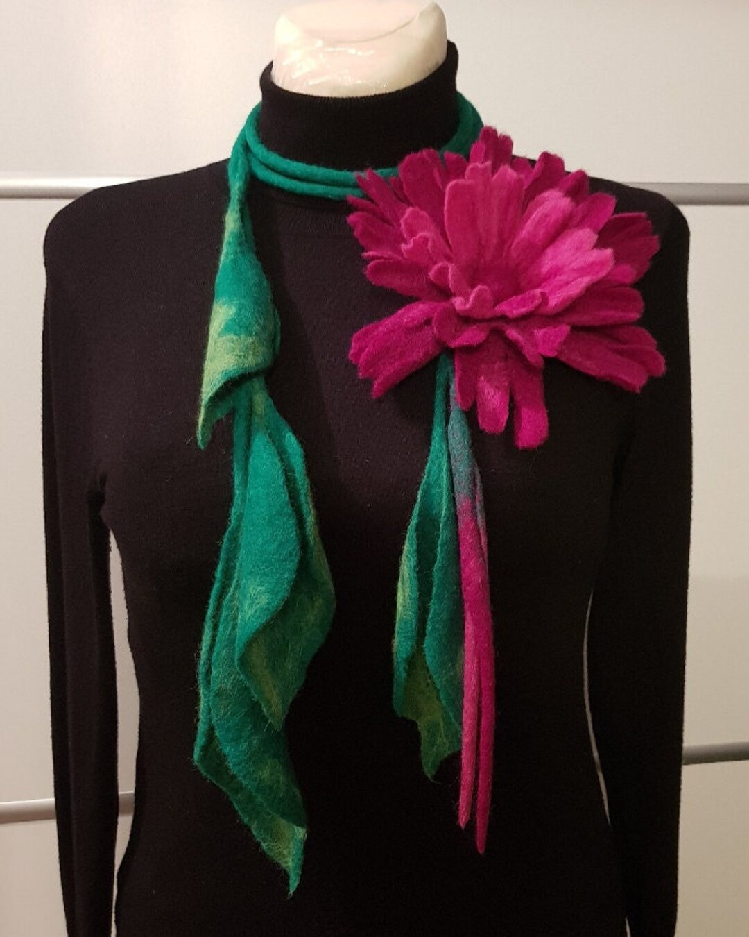 Felt Necklace Neck Ornament Brooch Necklace Gift for Woman Lasso ...